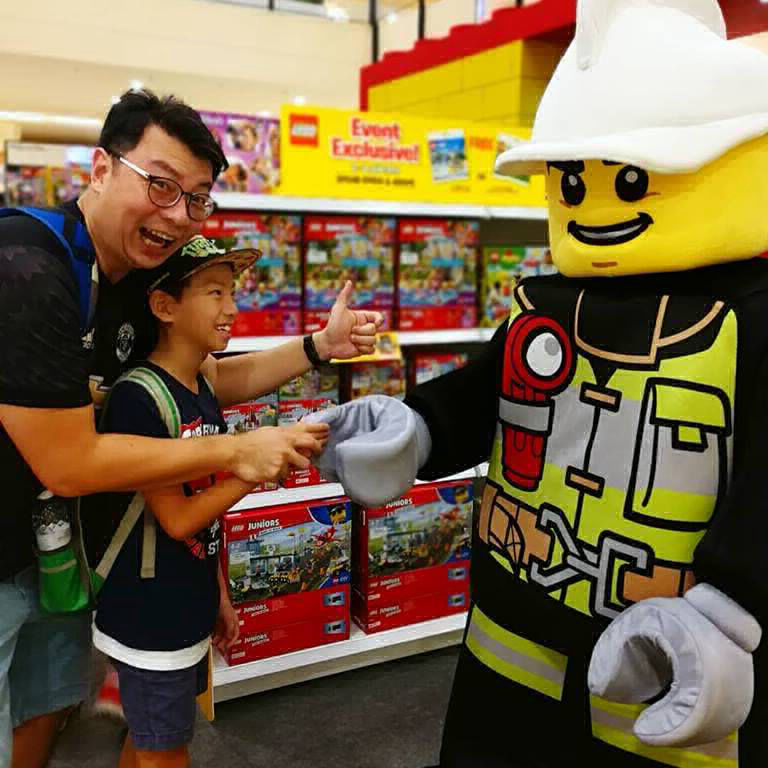 LEGO's Best Holiday Break Ever + win LEGO sets! - LEGO's Best Holiday ...