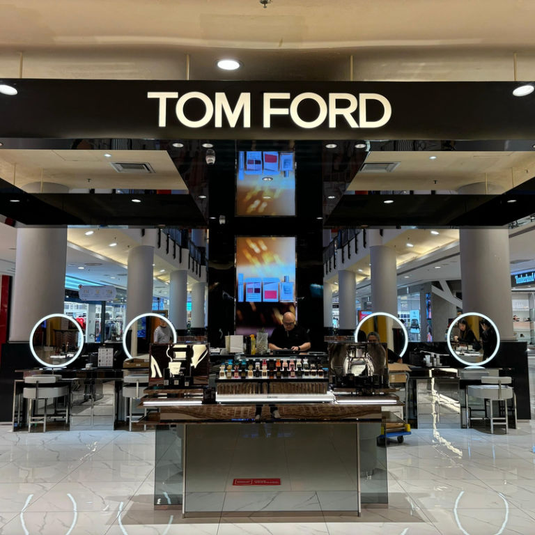TOM FORD (POP UP)
