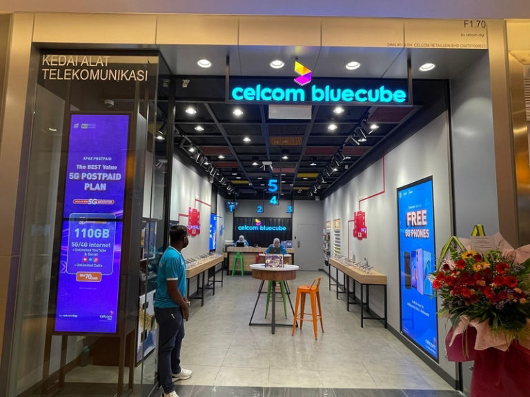 Celcom Blue Cube